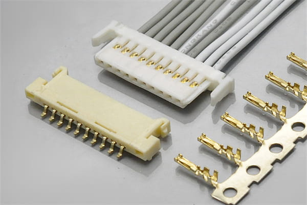 How to Use a 0.8mm Connector: A Comprehensive Guide | Vipon